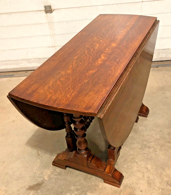 000870.....Handsome Vintage Solid Oak Gateleg / Drop Leaf Dining Table – Ipplepen Interiors