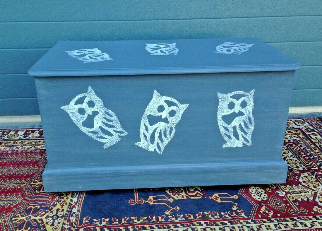 220.....Solid Pine Upcycled Blanket Chest / Upcycled Storage Chest ( S ...