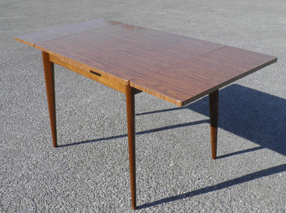 IPPLEPEN INTERIORS : Iconic Retro Ben Dining Set – Ipplepen Interiors