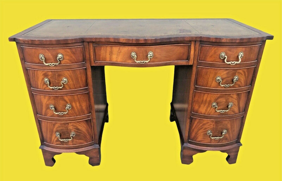 010.....Handsome Mahogany Reprodux Desk - SOLD – Ipplepen Interiors