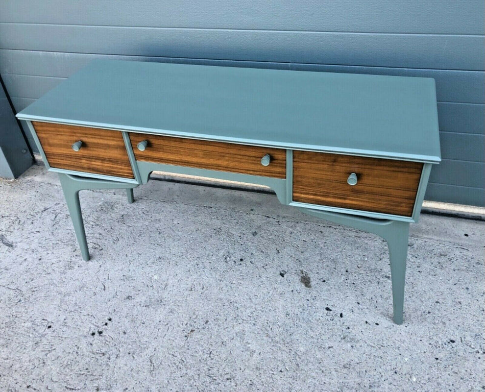 Stylish Retro Desk ( SOLD ) – Ipplepen Interiors